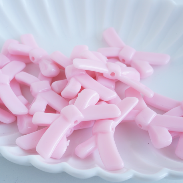 【12個】25mm リボンのビーズ ベビーピンク | iichi ハンドメイド・クラフト作品・手仕事品の通販