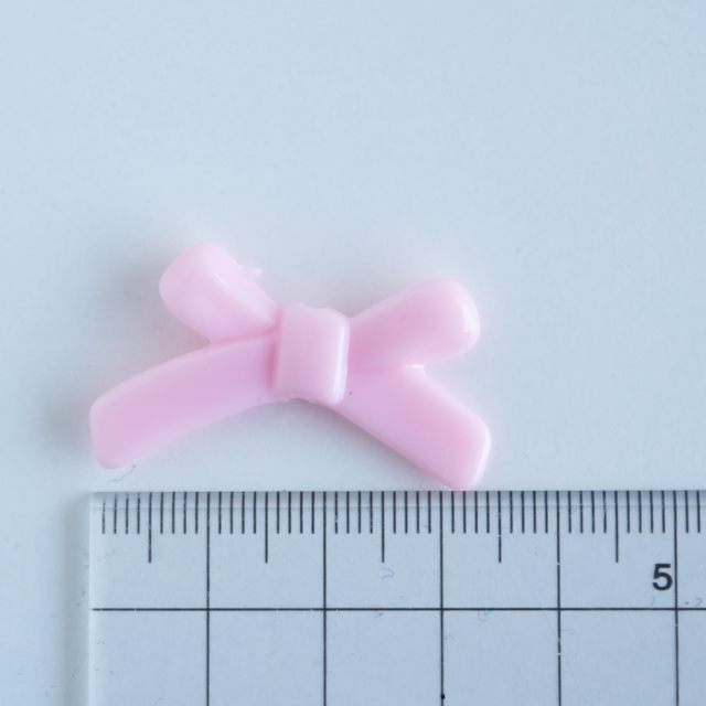 【12個】25mm リボンのビーズ ベビーピンク | iichi ハンドメイド・クラフト作品・手仕事品の通販