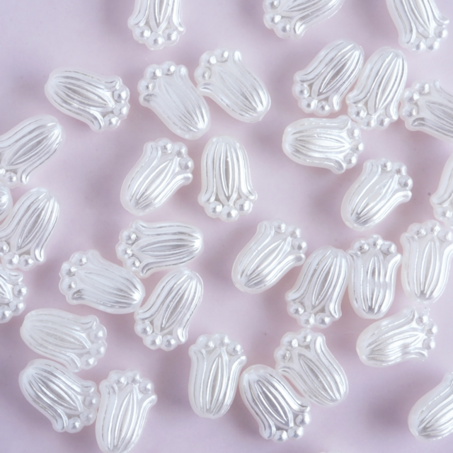 【20g】パール調 お花のビーズ ☆025 | iichi ハンドメイド・クラフト作品・手仕事品の通販