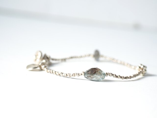 -Moss aquamaline mix- silver bracelet | iichi 日々の暮らしを心地よくするハンドメイドやアンティークのマーケットプレイス