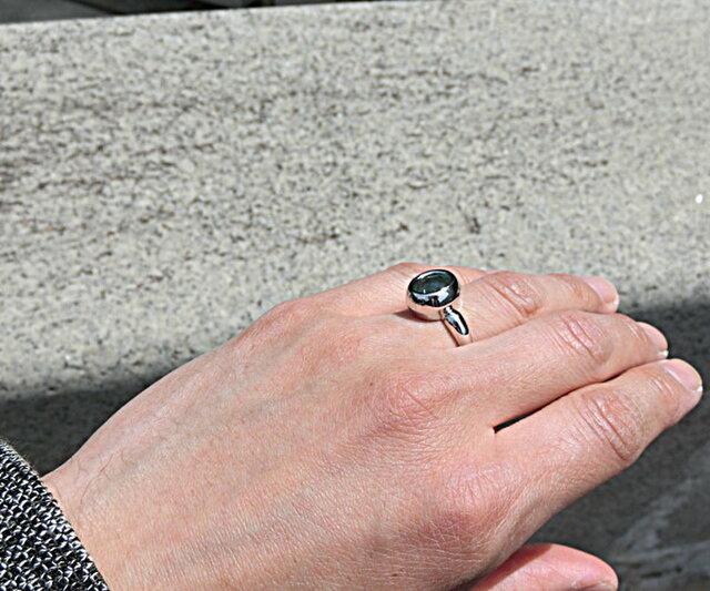 プラチナ製オーシャンブルー・クリスタルリング ：神秘の青…まるで最上級の パライバトルマリン 奇跡のように美しい‼ | iichi ...