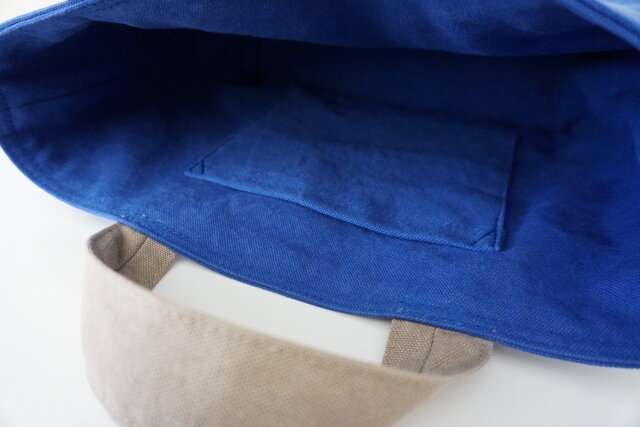 TOTE BAG -bicolor- (M) / royalblue × mushroom | iichi ハンドメイド・クラフト作品・手仕事品の通販