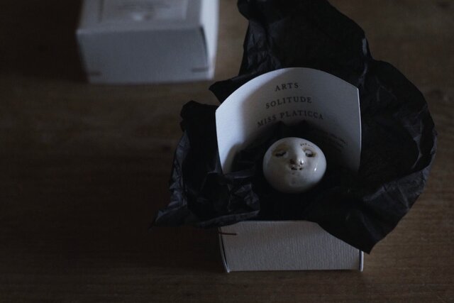 フェーヴ fève「MOONFACE」h.porcelain /b | iichi ハンドメイド・クラフト作品・手仕事品の通販