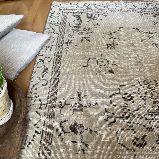 トルコヴィンテージラグ 柔らかミルクティー ブラウン メダリオン 109×208 | iichi ハンドメイド・クラフト作品・手仕事品の通販