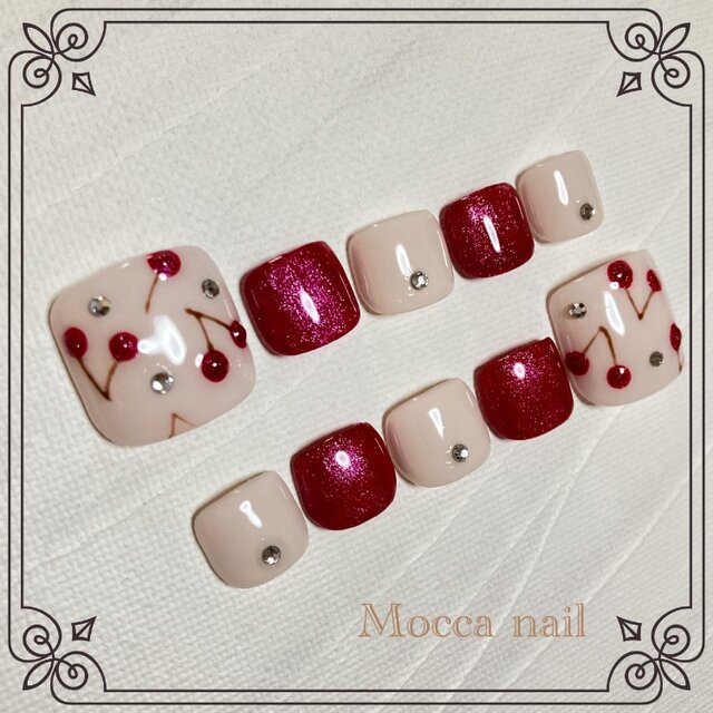 【138】★ぷっくりさくらんぼ マグネット ペディキュア フットネイルチップ | iichi 日々の暮らしを心地よくするハンドメイドやアンティークのマーケットプレイス