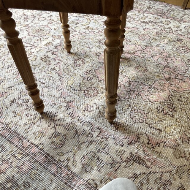 トルコヴィンテージラグ 超大判 170×289 淡いベージュピンク メダリオン | iichi 日々の暮らしを心地よくするハンドメイドやアンティークのマーケットプレイス