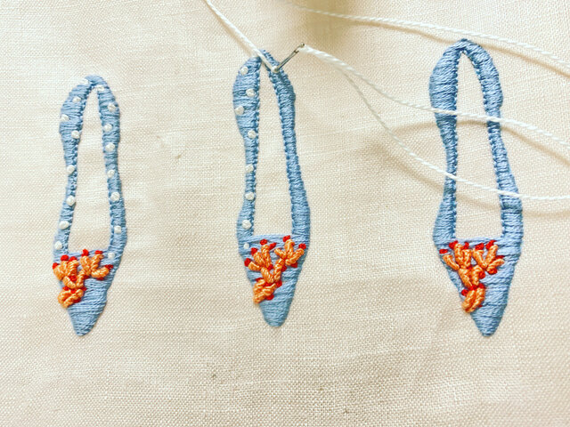 shoe shoe shoe刺繍ブローチNo.83 | iichi ハンドメイド・アンティーク・食品・ギフト・手作り