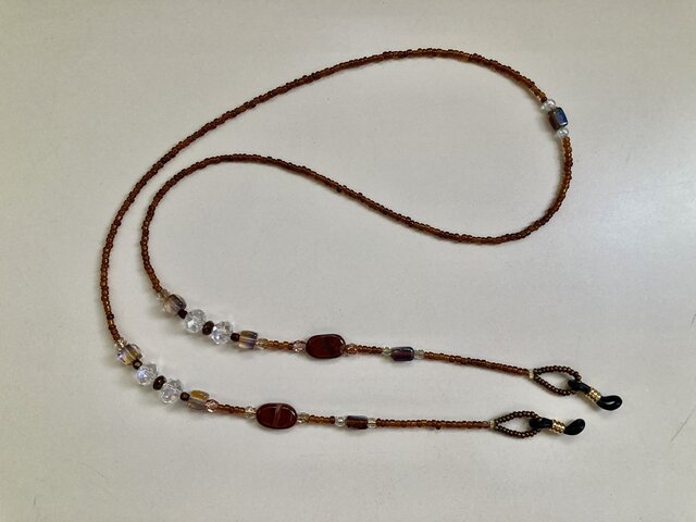 めがねホルダーBR | iichi 日々の暮らしを心地よくするハンドメイドやアンティークのマーケットプレイス