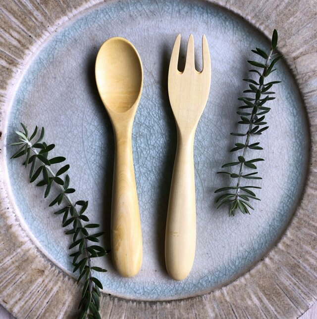 日本の木で作った子どもスプーン&フォークセット【ミカンの木】sf－5 | iichi ハンドメイド・クラフト作品・手仕事品の通販