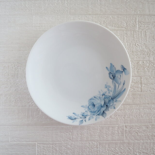 藍色の花ー水仙と薔薇のケーキ皿 | iichi ハンドメイド・アンティーク・食品・ギフト・手作り