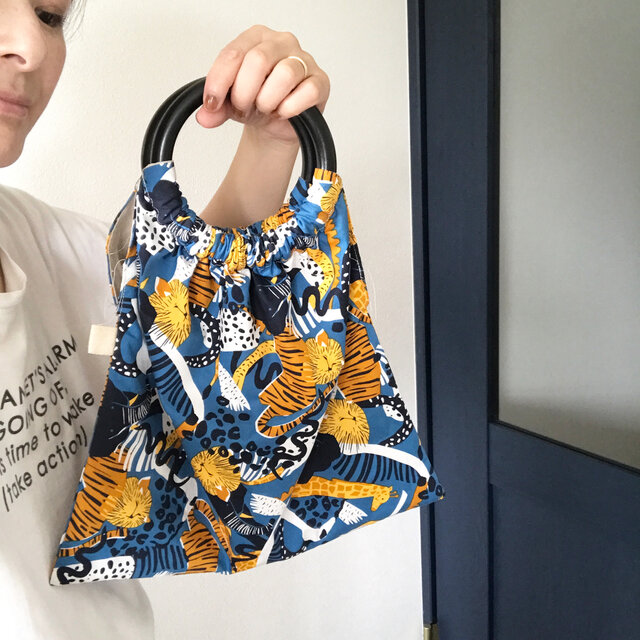 アニマル柄のバッグ(BA-tt-073) | iichi ハンドメイド・アンティーク・食品・ギフト・手作り