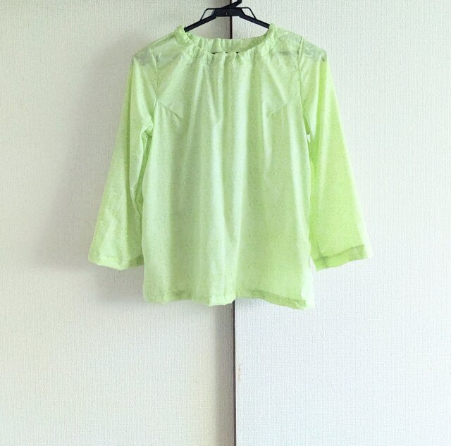 花のブラウス128 | iichi - ハンドメイド・アンティーク・食品・ギフト・手作り