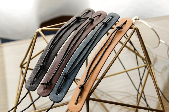 《CAVALLO》glass strap キャメル | iichi ハンドメイド・クラフト作品・手仕事品の通販