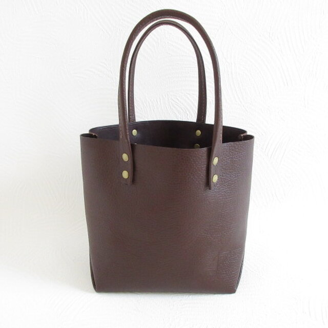 ☆新作☆《牛革》ぷっくり三角マチ♪底マチワイドミニトート・シュリンク・ダークブラウン・0523 | iichi ハンドメイド・クラフト作品・手仕事品の通販