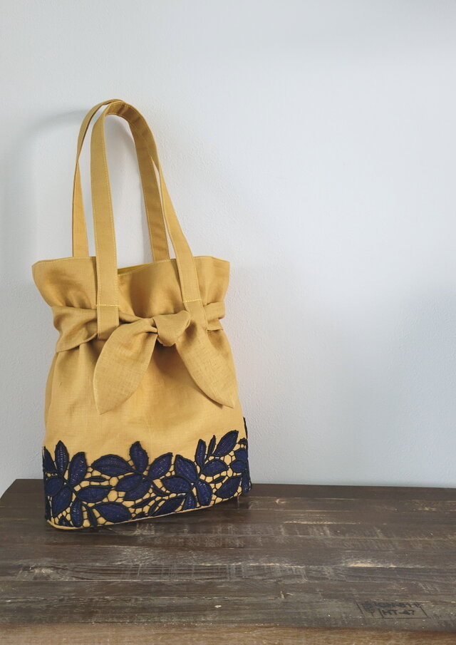 麻とレースのリボン付きバッグ（マスタード） | iichi ハンドメイド・クラフト作品・手仕事品の通販
