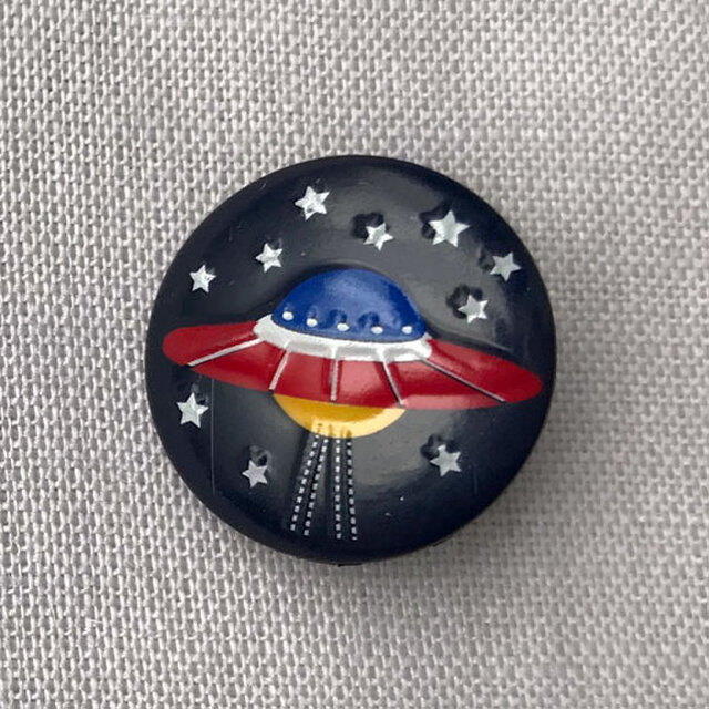 ドイツ プラスチック ボタン UFO L DB B-2035 宇宙 | iichi ハンドメイド・クラフト作品・手仕事品の通販