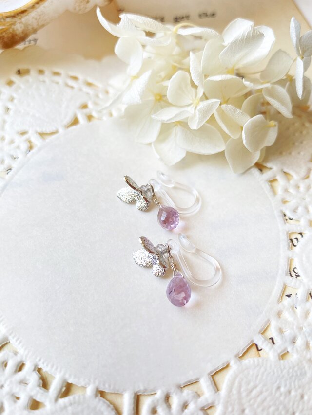 蝶とピンクアメジストのティアドロップ♡ ノンホールピアス シルバーカラー ac/762 | iichi - ハンドメイド・アンティーク・食品・ギフト・手作り