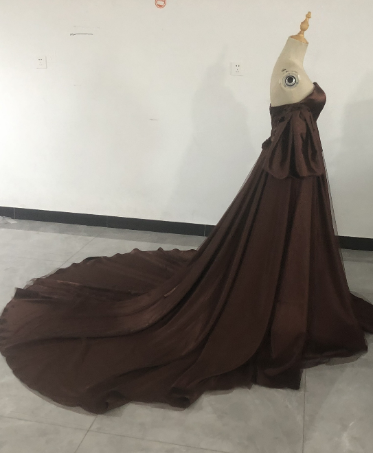 ブラウンカラードレス ベアトップ パフスリーブ トレーン 姫袖 二次会 | iichi ハンドメイド・アンティーク・食品・ギフト・手作り