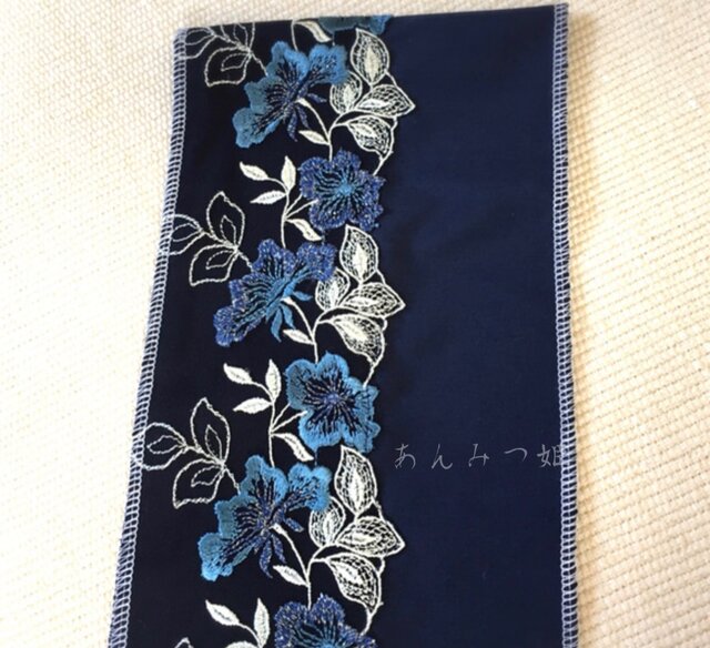 洗える刺繍半衿 瑠璃色のきらめき | iichi ハンドメイド・アンティーク・食品・ギフト・手作り