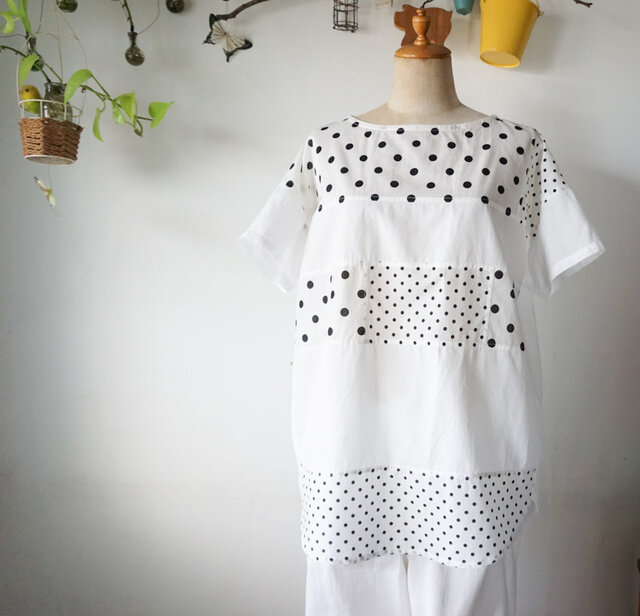 ドット柄パッチワークな布帛Tシャツロング丈(オフcol) | iichi 日々の暮らしを心地よくするハンドメイドやアンティークのマーケットプレイス