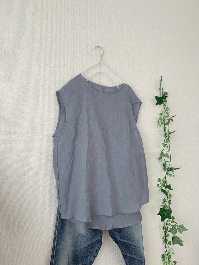 リネン後ろループボタンタンクトップ | iichi 日々の暮らしを心地よくするハンドメイドやアンティークのマーケットプレイス