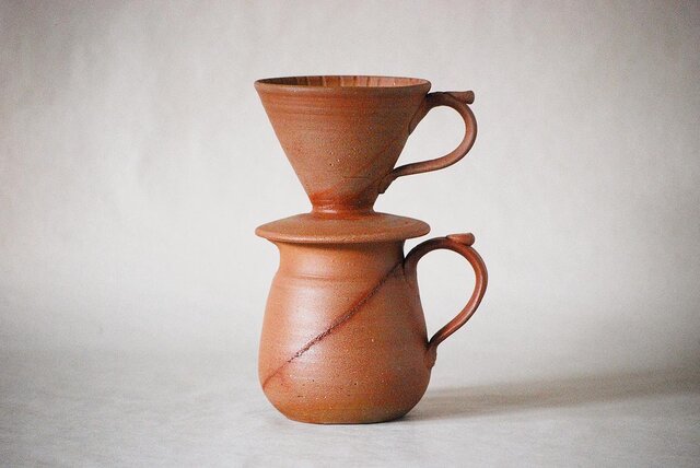 素焼きのコーヒードリッパー | iichi ハンドメイド・アンティーク・食品・ギフト・手作り