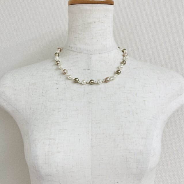 ガラスパールオールノットネックレス/4x8mm約45cm/カーキxクリームmix/G/made in japan | iichi 日々の暮らしを心地よくするハンドメイドやアンティークの ...