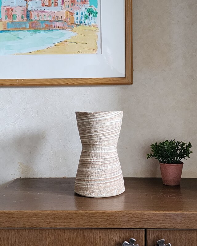 Red and white neriage vase [R149] | iichi ハンドメイド・アンティーク・食品・ギフト・手作り