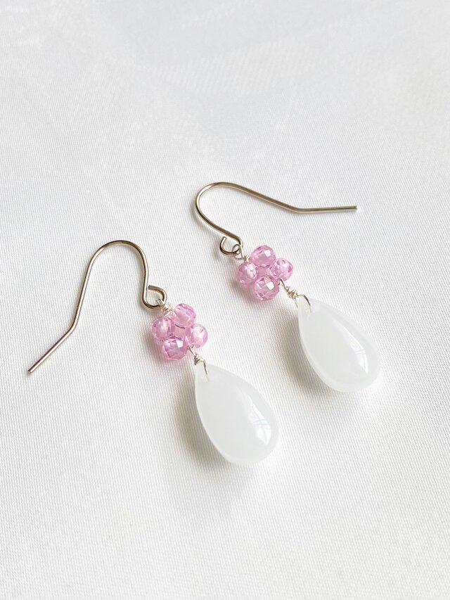 « rococo » キュービックジルコニアとドロップガラスのピアス ac/766 | iichi ハンドメイド・アンティーク・食品・ギフト・手作り