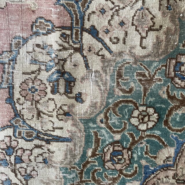 トルコヴィンテージラグ くすみ桜色×コバルトブルー かすれ 49×116 | iichi ハンドメイド・アンティーク・食品・ギフト・手作り