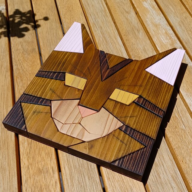 木目が美しい猫の木製壁掛けアート【サバトラ・キジトラ】 | iichi - ハンドメイド・アンティーク・食品・ギフト・手作り