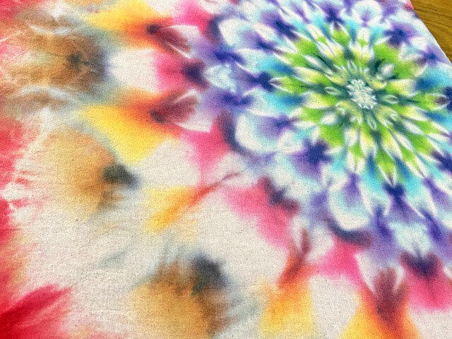 タイダイ染め 新型ノースリーブワンピース 大人気のレッドに幻想的な大曼荼羅 HD19-94 | iichi ハンドメイド・アンティーク・食品・ギフト・手作り