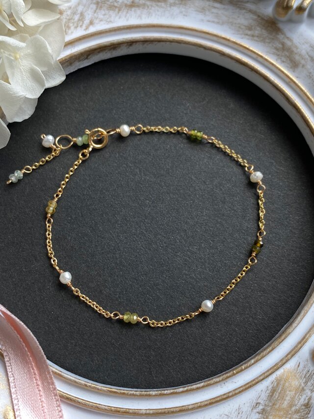 グリーントルマリンと淡水真珠のブレスレット ac/323 | iichi - ハンドメイド・アンティーク・食品・ギフト・手作り