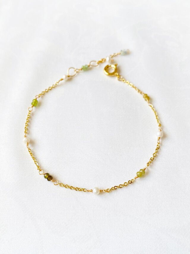 グリーントルマリンと淡水真珠のブレスレット ac/323 | iichi - ハンドメイド・アンティーク・食品・ギフト・手作り