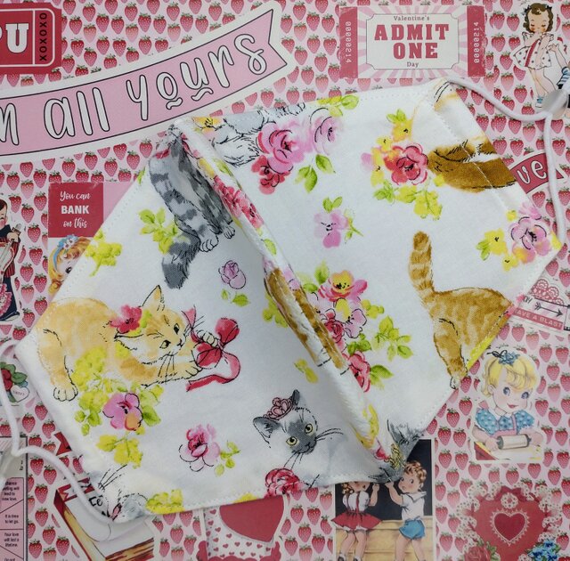 う364 水彩風にゃんこ柄☆立体マスク | iichi ハンドメイド・アンティーク・食品・ギフト・手作り