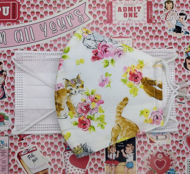 う364 水彩風にゃんこ柄☆立体マスク | iichi ハンドメイド・アンティーク・食品・ギフト・手作り