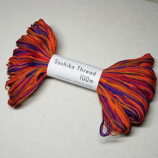 B9037 リリアン編みのネックレス | iichi 日々の暮らしを心地よくするハンドメイドやアンティークのマーケットプレイス