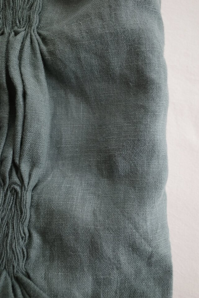 Smocking刺繍のトートバッグ | iichi 日々の暮らしを心地よくするハンドメイドやアンティークのマーケットプレイス