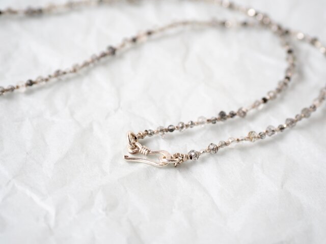 -Tormarline quartz- charm top pendant | iichi 日々の暮らしを心地よくするハンドメイドやアンティークのマーケットプレイス