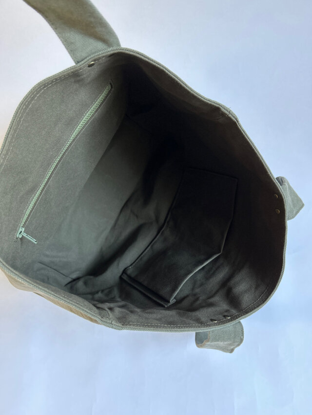 【アイテム整理のため 30％OFF】スタンダードトート カシメ付き L / カーキグレー | iichi 日々の暮らしを心地よくするハンドメイドやアンティークのマーケットプレイス