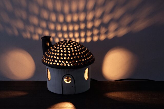 黒陶ランプ 「明るいわが家（LED) 」 | iichi ハンドメイド・アンティーク・食品・ギフト・手作り