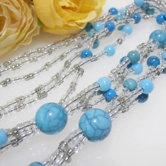 B9058 ターコイズカラーのネックレス | iichi 日々の暮らしを心地よくするハンドメイドやアンティークのマーケットプレイス