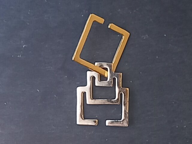 真鍮 アレンジ イヤーカフ j 3way | iichi ハンドメイド・アンティーク・食品・ギフト・手作り