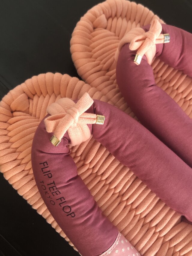 No.181【FLIP TEE FLOP】24cm《PLUS+》上質なJonoJonoを使った布ぞうり 布草履 ピンク リボン | iichi ハンドメイド・アンティーク・食品・ギフト・手作り