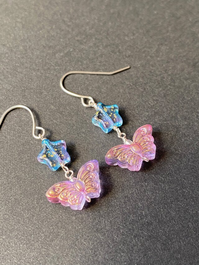 « rococo » 星と蝶のピアス ピンクパープル ac/778 | iichi 日々の暮らしを心地よくするハンドメイドやアンティークのマーケットプレイス