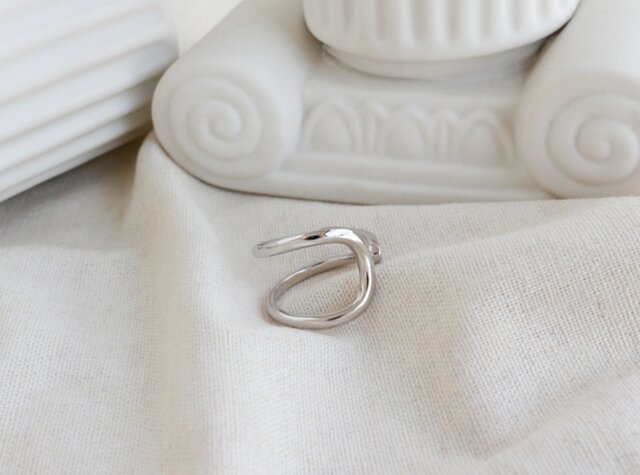 2way大ぶり リバーシブル ダブルラインリング 925のリング フリーサイズ 1本 | iichi 日々の暮らしを心地よくするハンドメイドやアンティークのマーケットプレイス