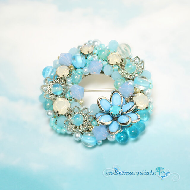 リースブローチ＊Sky | iichi ハンドメイド・アンティーク・食品・ギフト・手作り