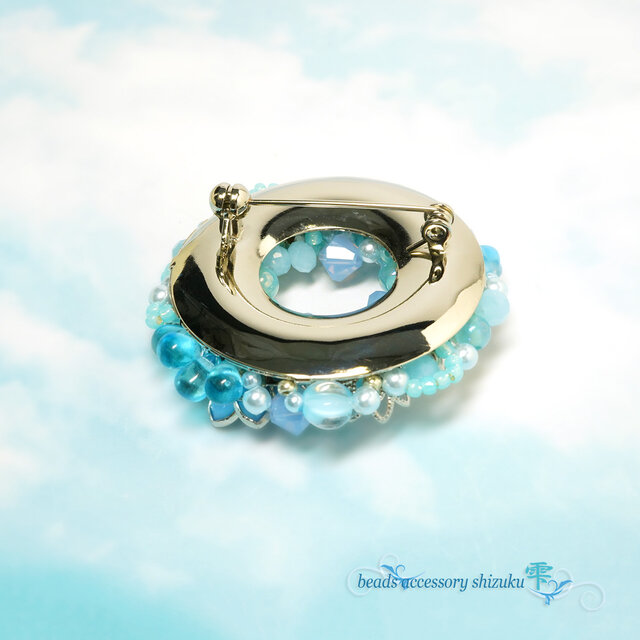 リースブローチ＊Sky | iichi ハンドメイド・アンティーク・食品・ギフト・手作り