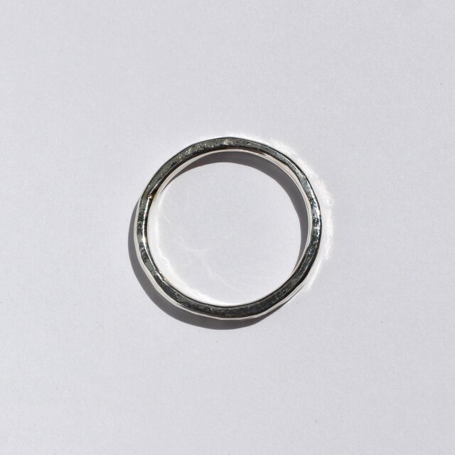 Hammered mark ring / SV925 | iichi 日々の暮らしを心地よくするハンドメイドやアンティークのマーケットプレイス