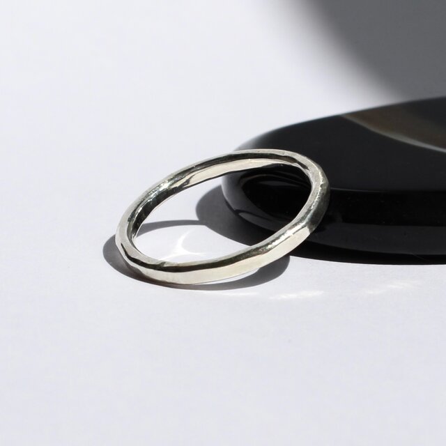 Hammered mark ring / SV925 | iichi 日々の暮らしを心地よくするハンドメイドやアンティークのマーケットプレイス